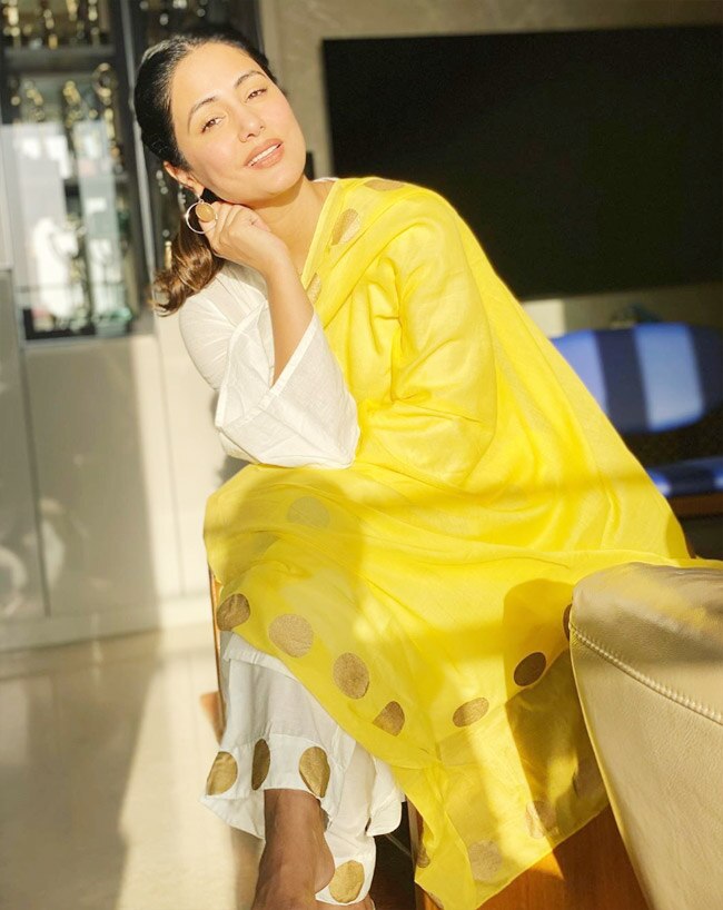 Hina Khan viral photos