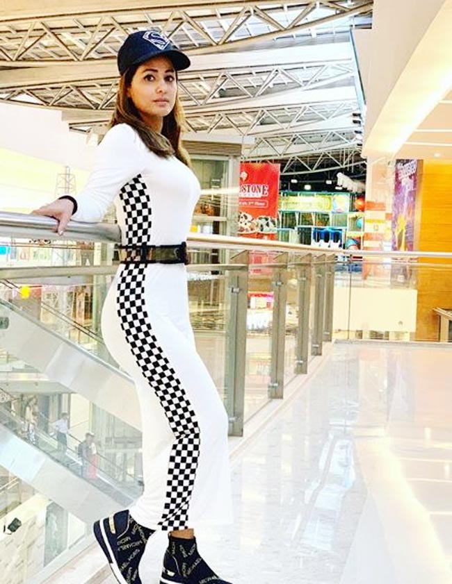 Hina Khan is a Look to Behold in Her Latest Instagram Pictures