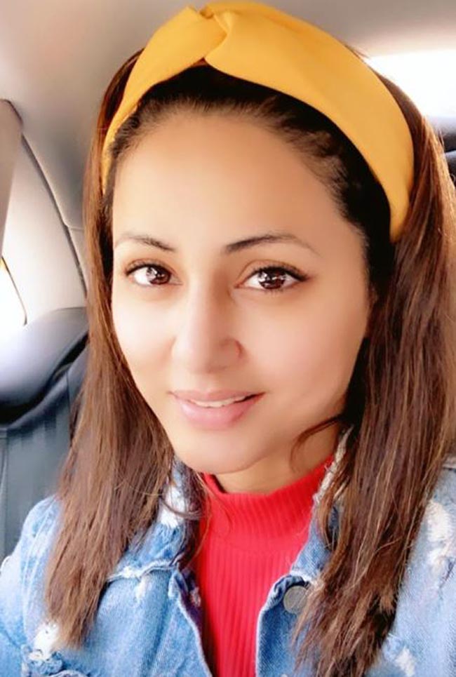 Hina Never Misses to Woo Her Fans With Her Sartorial Looks