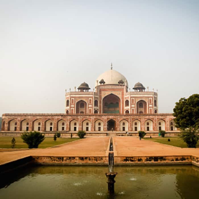 6 Unique places in Delhi that makes it a popular tourist destination