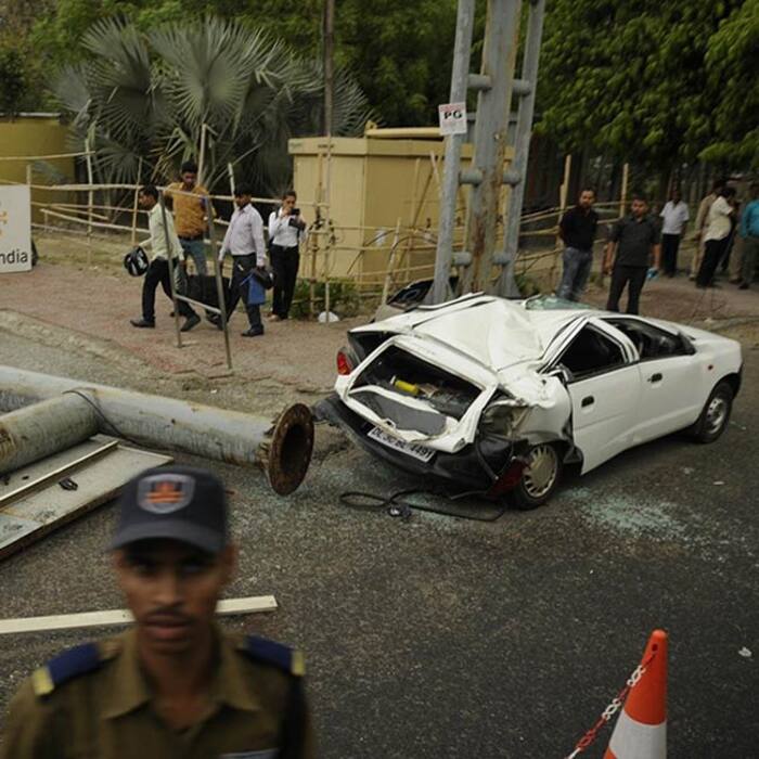 Noida hoarding collapse claims 1 life, see pics