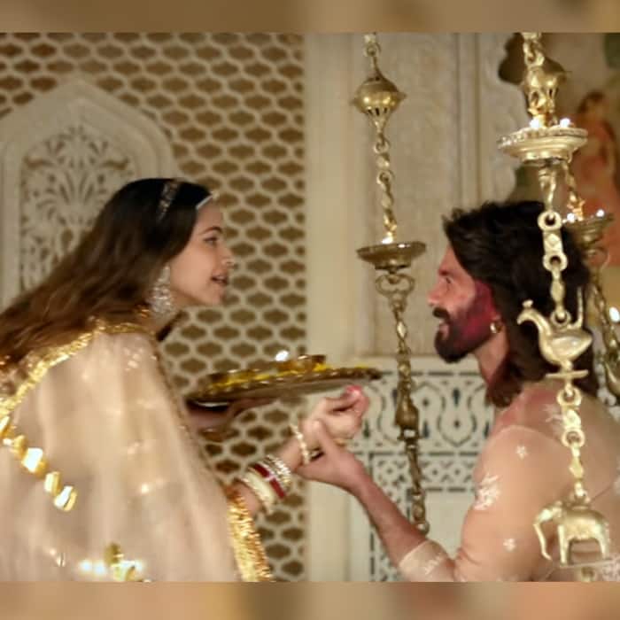 Holi 2018: Best songs to enjoy zeal of the festival