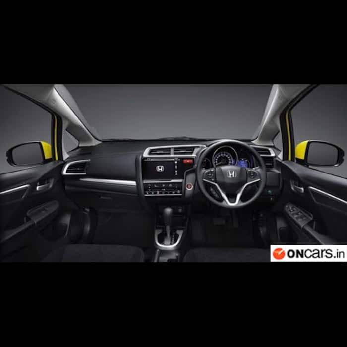 Honda WR-V: Photo Gallery