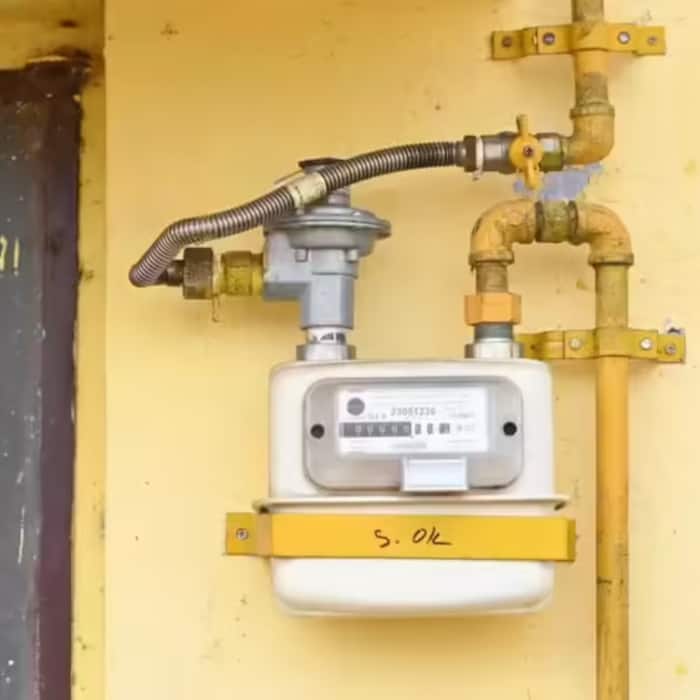 LPG crisis: How to apply for new PNG cooking gas connection at IGL, MGL ...