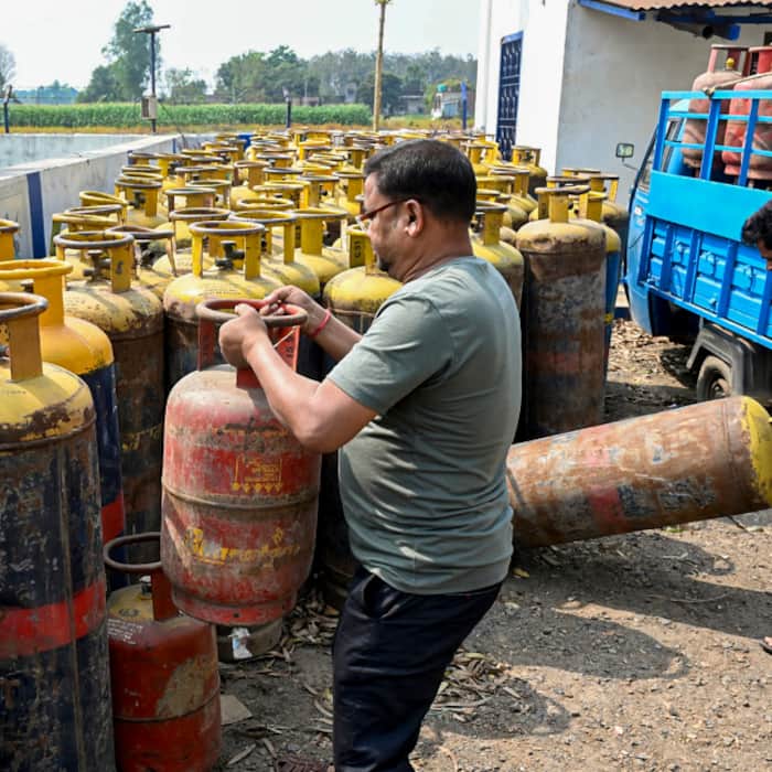LPG crisis: How to track your cooking gas cylinder delivery in real time?