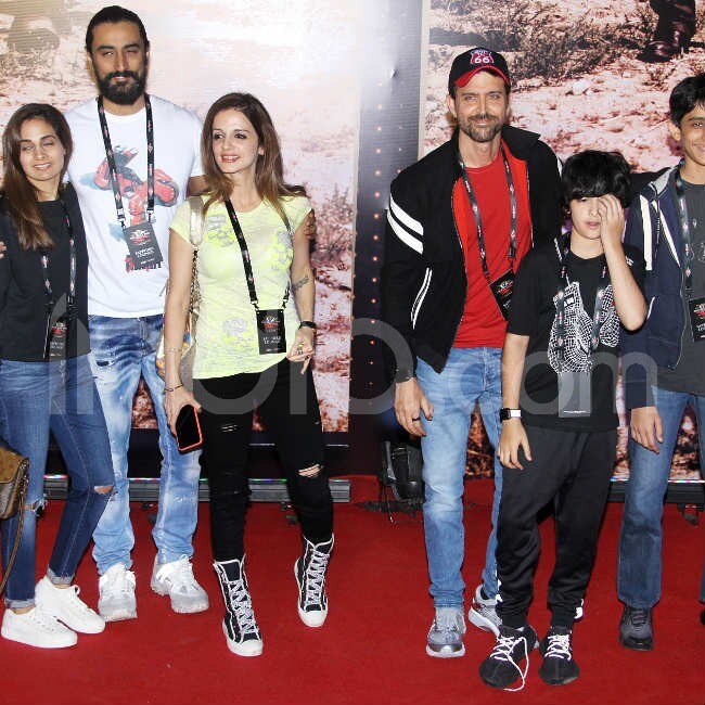 Stylish divas of Bollywood at U2 Mumbai concert