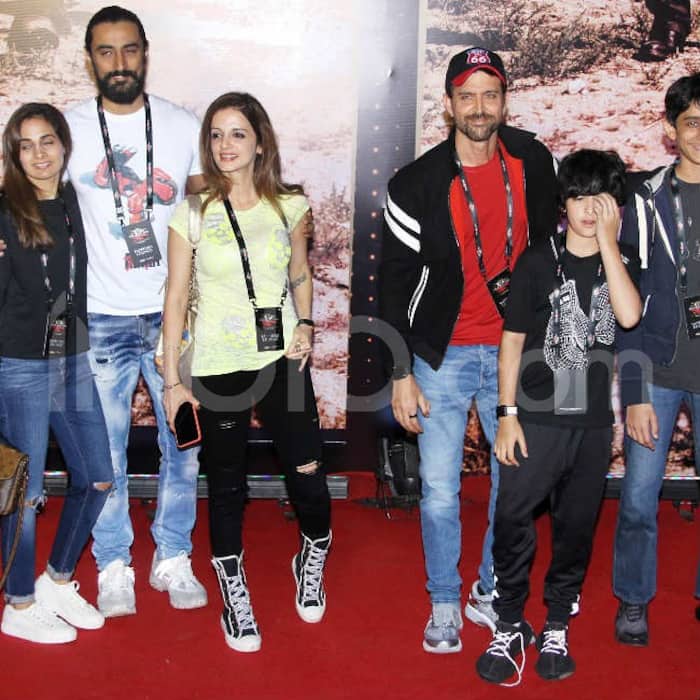 U2 Mumbai Concert: Ranveer Singh-Deepika Padukone, Sachin Tendulkar ...