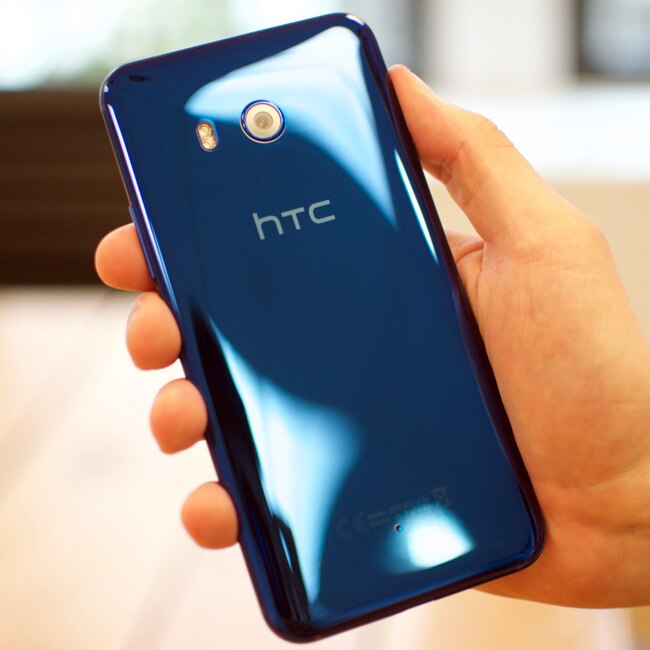 HTC U11+ other features