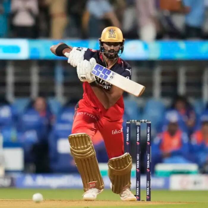 Star player from Kohli's RCB joins new team, he was bought for..., his ...