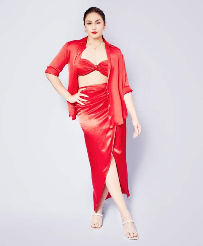 Huma Qureshi Sets Fashion Bar High as She Goes Bold in Red Metallic Co-Ord Set- HOT Pics