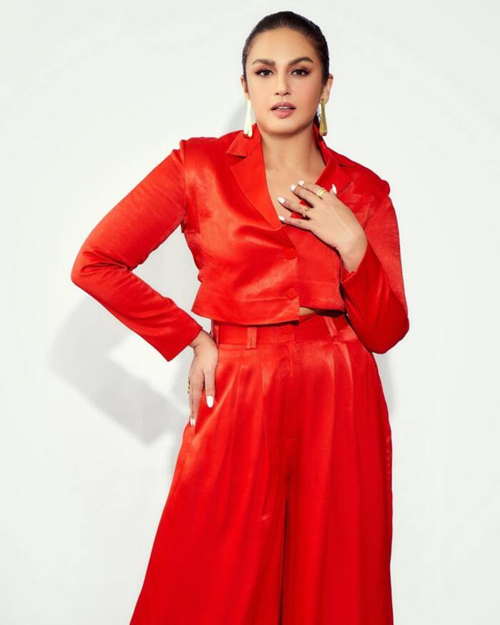 Huma Qureshi Looks Like a Red HOT Chili Pepper in Sexy Satin Co-Ord Set ...
