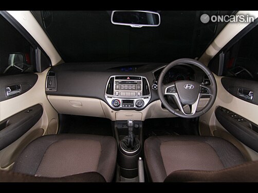 Hyundai i20 facelift Interior img12