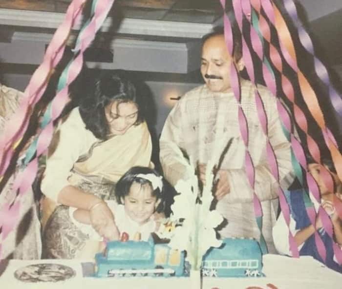IAS Tina Dabi Parents