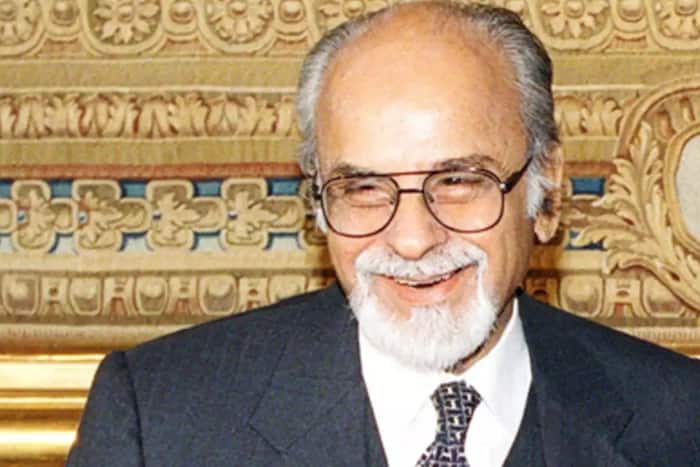 Inder Kumar Gujral (1997 1998)