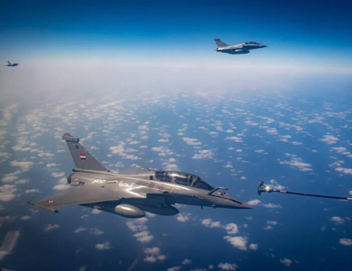 In Pics: Egyptian Jet Gets Refuelled Midair By Indian Airforce Aircraft ...