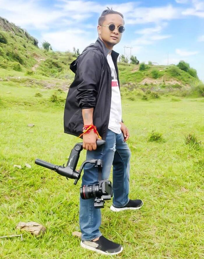 Indian Idol 12 Contestant Pawandeep Rajan experiments with his hair