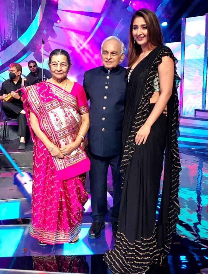 Indian Idol 12: Singer Dhvani Bhanushali cherishes her meet with legendary musician Anand