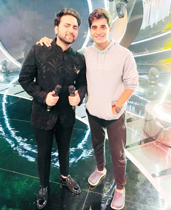 Indian Idol 12's Nishiket Lele Shares Unseen Pics With Pawandeep ...