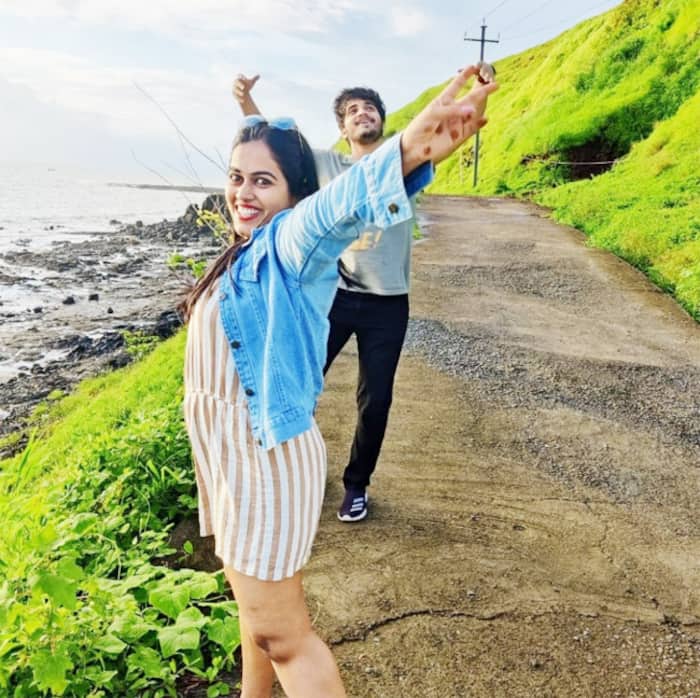 Indian Idol 12's Sayli Kamble, Nihal Tauro and Others Will Make You Miss Your Pals