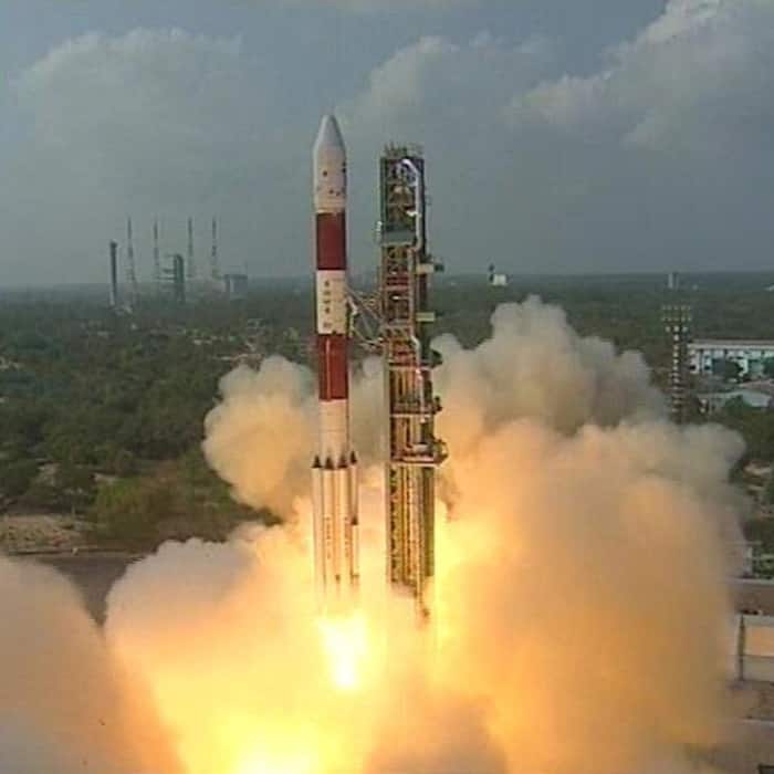 ISRO sets a mega record for India, launches 104 satellites in a single ...