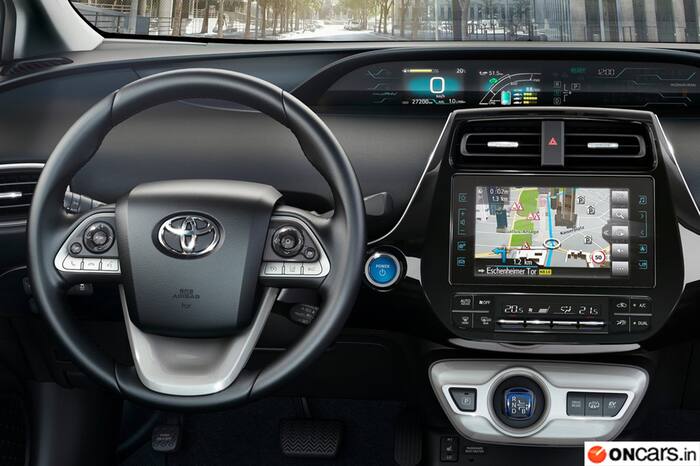 2017 Toyota Prius: Image Gallery