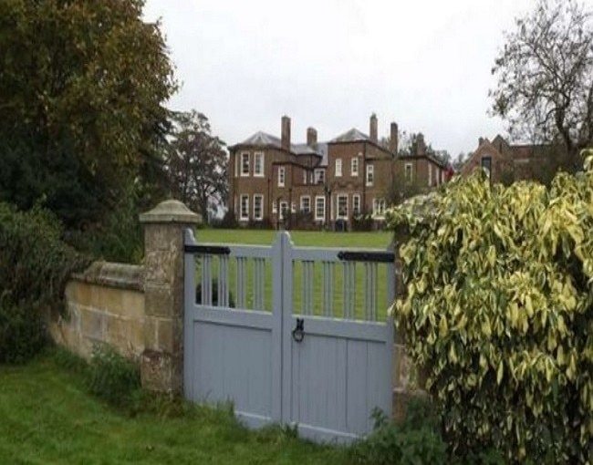 Inside Pictures of Rishi Sunak's North Yorkshire Mansion