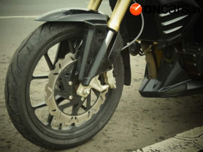 Mahindra Mojo First Ride: Photo Gallery