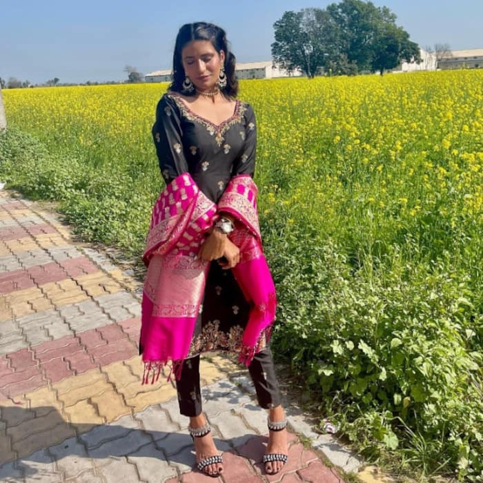 Meet Shubman Gill's gorgeous sister, Indian captain's pillar of support ...