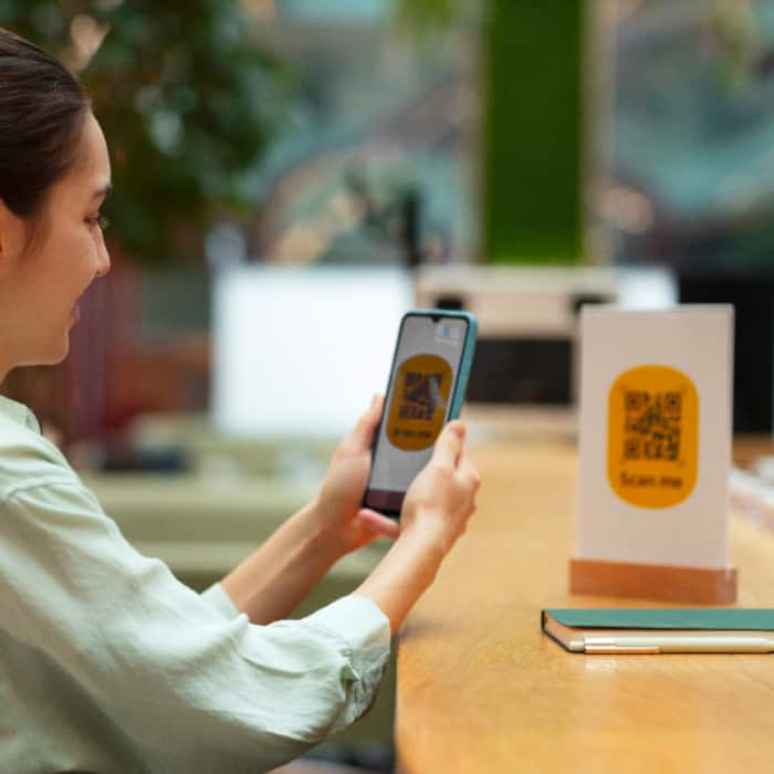 Scanning QR codes anywhere? Pause and check these things first! Your ...