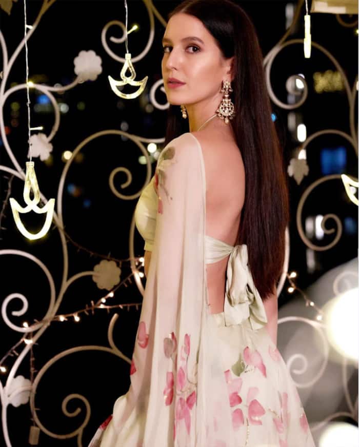 Isabelle Kaif is a Perfect Doppelganger of Sister Katrina Kaif And ...