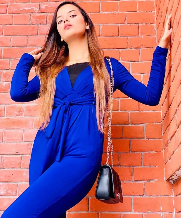 Rishabh Pant’s GF Isha Negi is a Style Diva