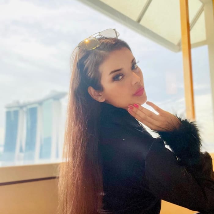 Meet Rishabh Pant's beautiful girlfriend, her name is..., she works as...