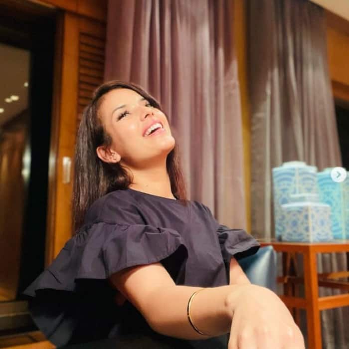 Meet Birthday Boy Rishabh Pant's glamorous girlfriend Isha Negi who is ...