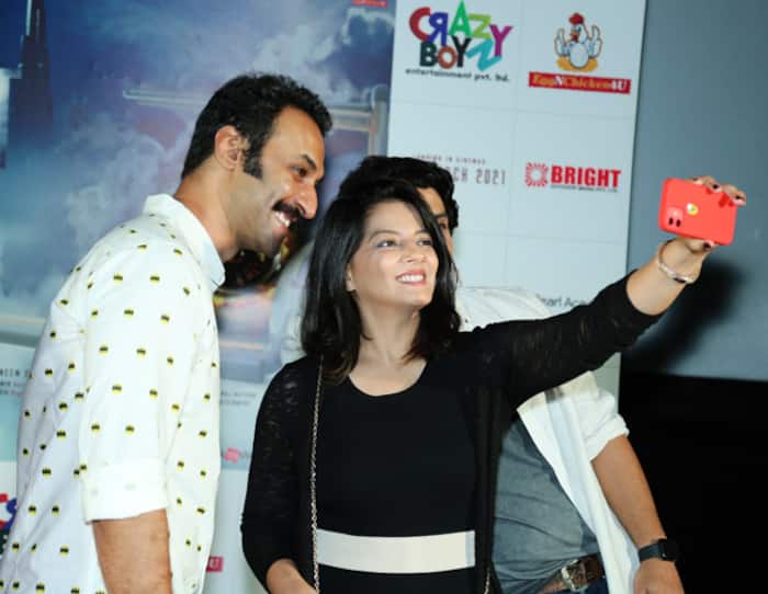 Mohit Chadda's Flight Takes Off After Amitabh Bachchan's Tweet, Did You ...