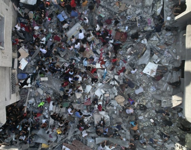 Israeli Airstrike Leaves Palestinian Refugee Camp in Ruins
