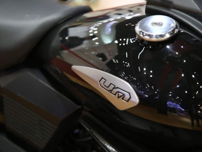 It comes with 18 litre fuel tank capacity