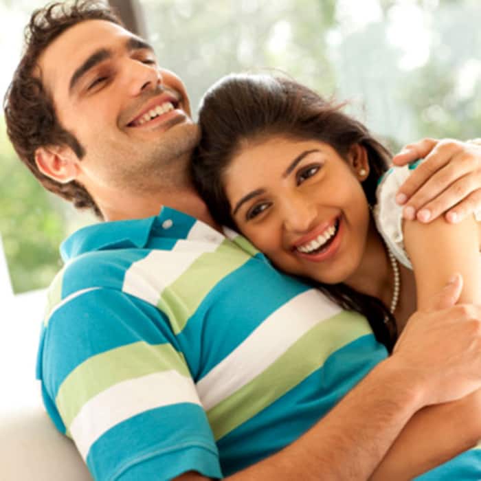 8 reasons why short girls make cute and adorable girlfriends