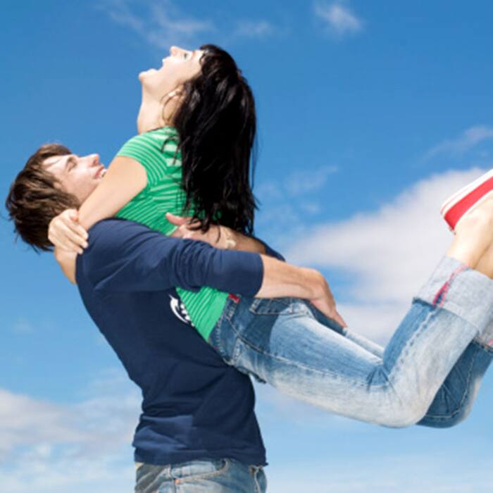 8 reasons why short girls make cute and adorable girlfriends