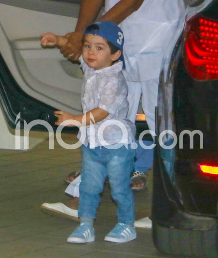 Taimur Ali Khan Will Make You go Aww