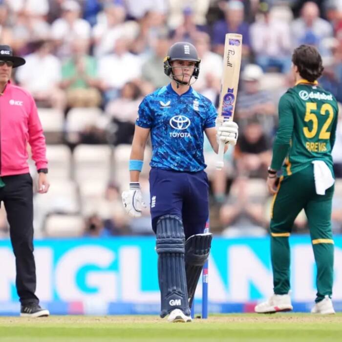 Star player from Kohli's RCB creates history, becomes only player in ...