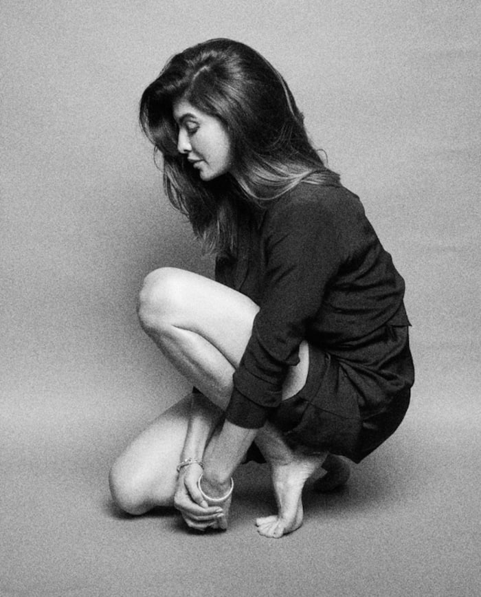 Jacqueline Fernandez is ‘Staying Grounded’, Slays Monotone Dressing in ...