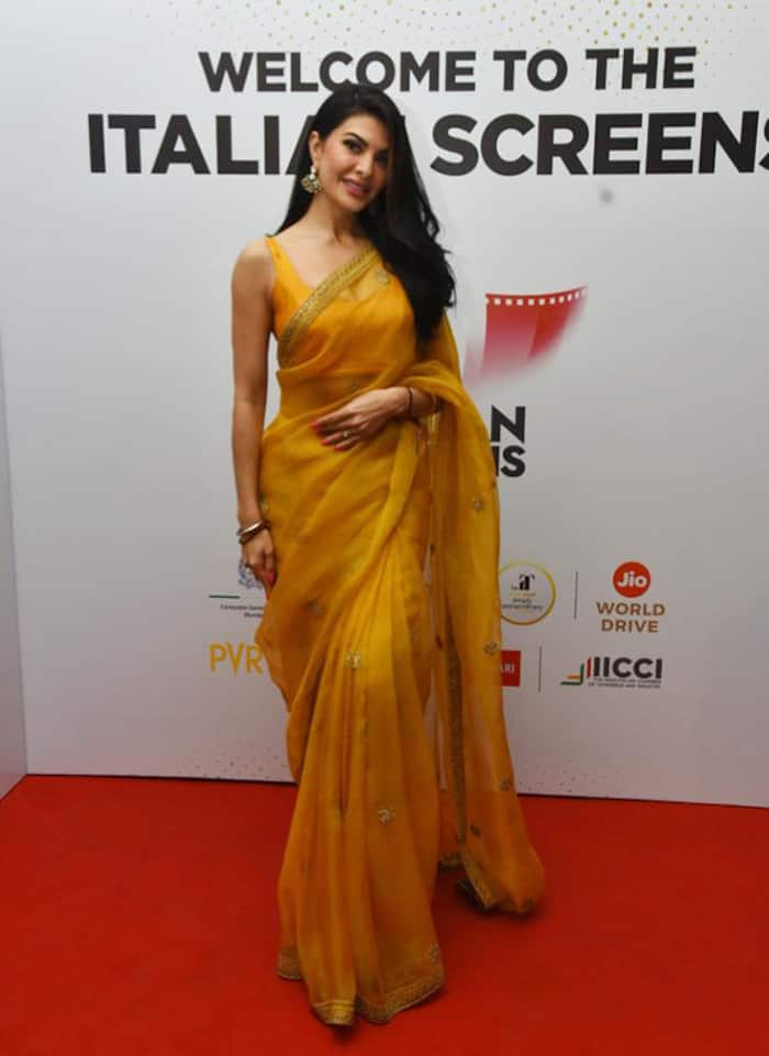 Jacqueline Fernandez Shines Brighter Than Sun in Yellow Saree, Makes ...