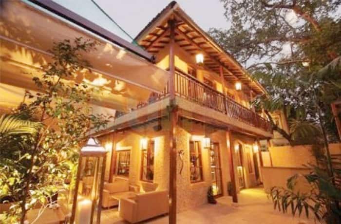 Inside Amitabh Bachchan And Jaya Bachchan’s Luxurious Family Home ...