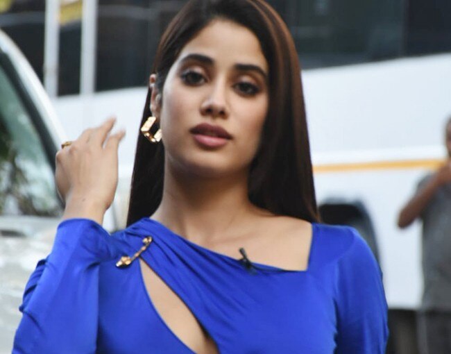 Janhvi Kapoor Bold And Bindaas Beauty