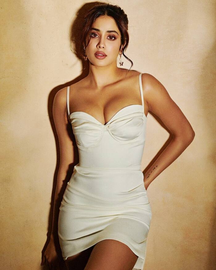 Janhvi Kapoor is a Tempting Queen as She Slays in White Bodycon Mini Dress With Plunging ...
