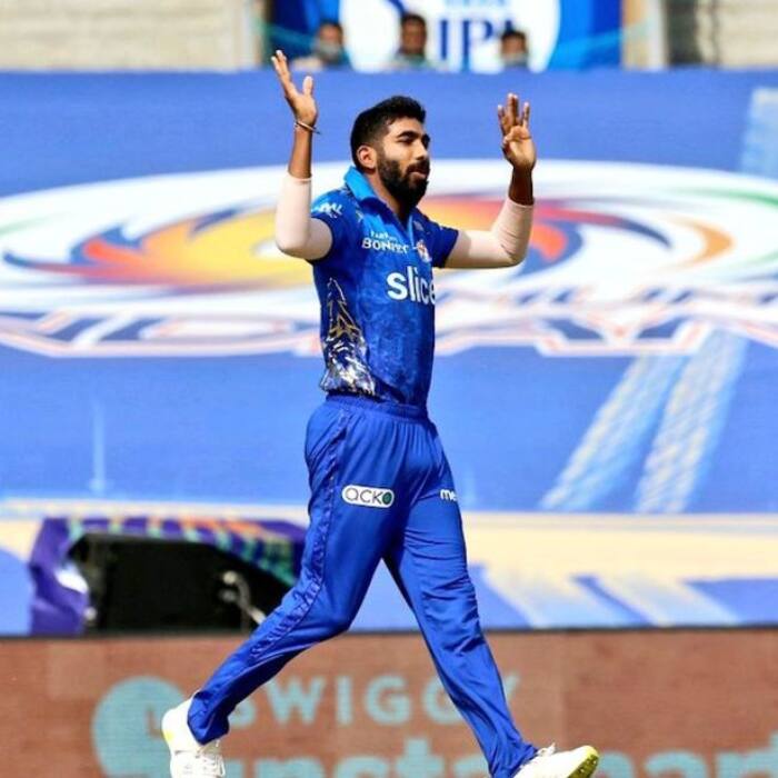 Bhuvneshwar Kumar to Ravindra Jadeja: Bowlers who bowled most dot balls in IPL history