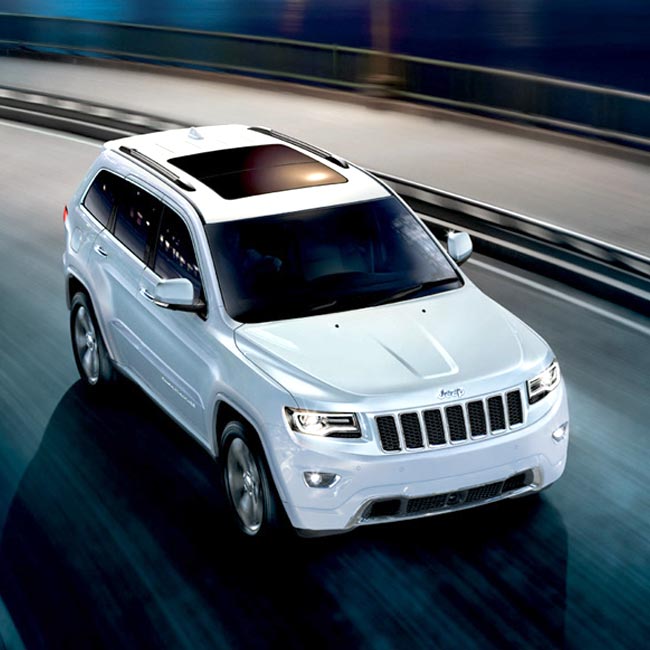 Jeep Grand Cherokee comes with a powerful engine