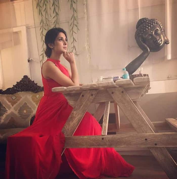 Ten Stylish Yet Elegant Pictures of Jennifer Winget