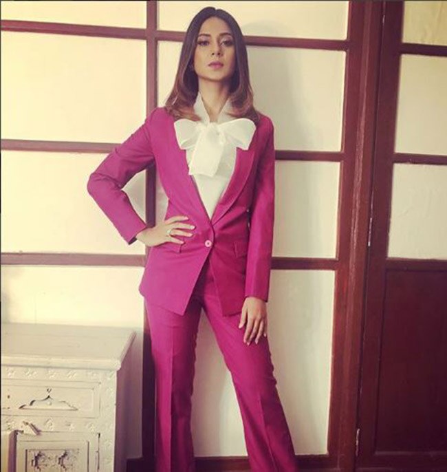 Jennifer Winget Shares Picture on Instagram