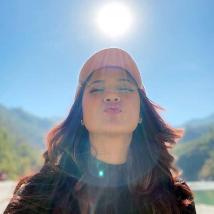Jennifer Winget Looks Stunning in Latest Pictures